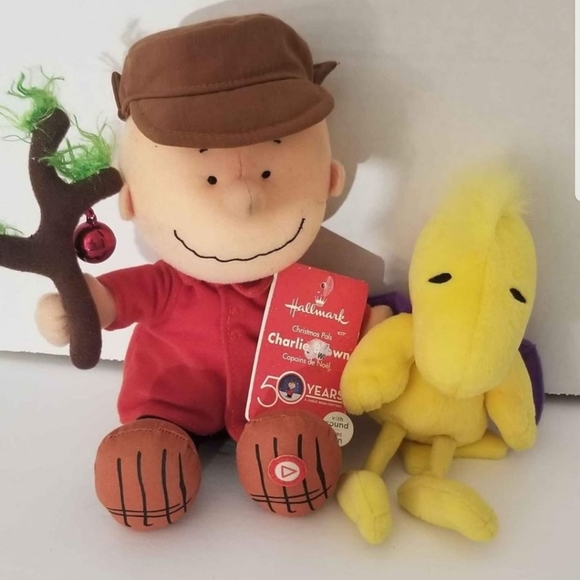 Hallmark | Toys | Charlie Brown Plush Set | Poshmark